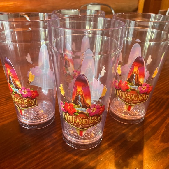 Dining | Volcano Bay Souvenir Cups Set Of 4 | Poshmark
